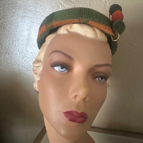 THE MARSTON COMPANY | Accessories | Unique 95s Greenorange Toque | Poshmark